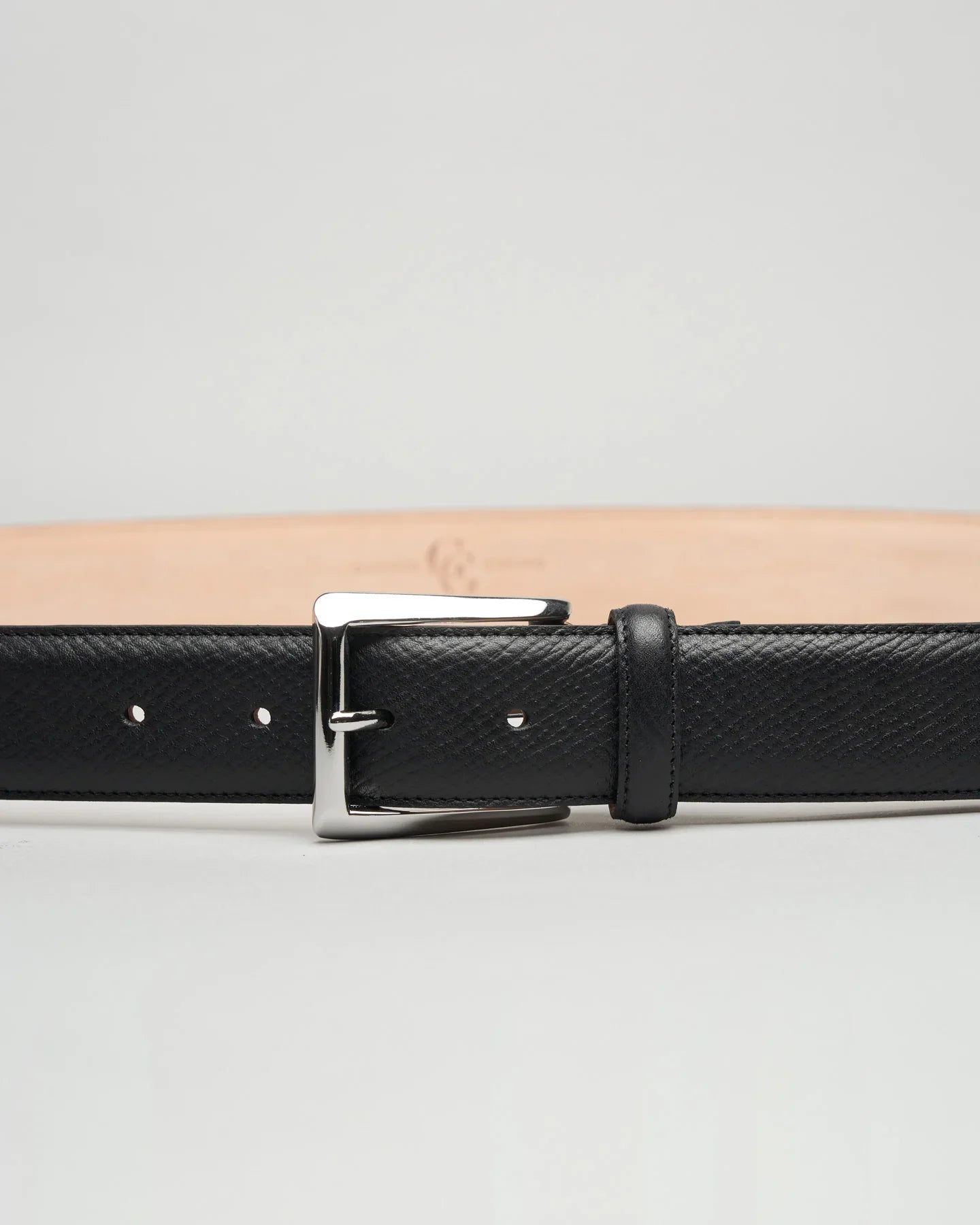 Gaziano & Girling | Belt | Hatch Grain | Black | The Hand